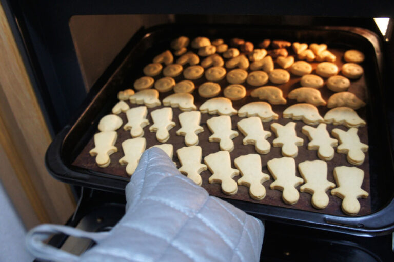 クッキーの生焼け｜見分け方はここをチェック！焼き直しのコツもご紹介 | tarira-web